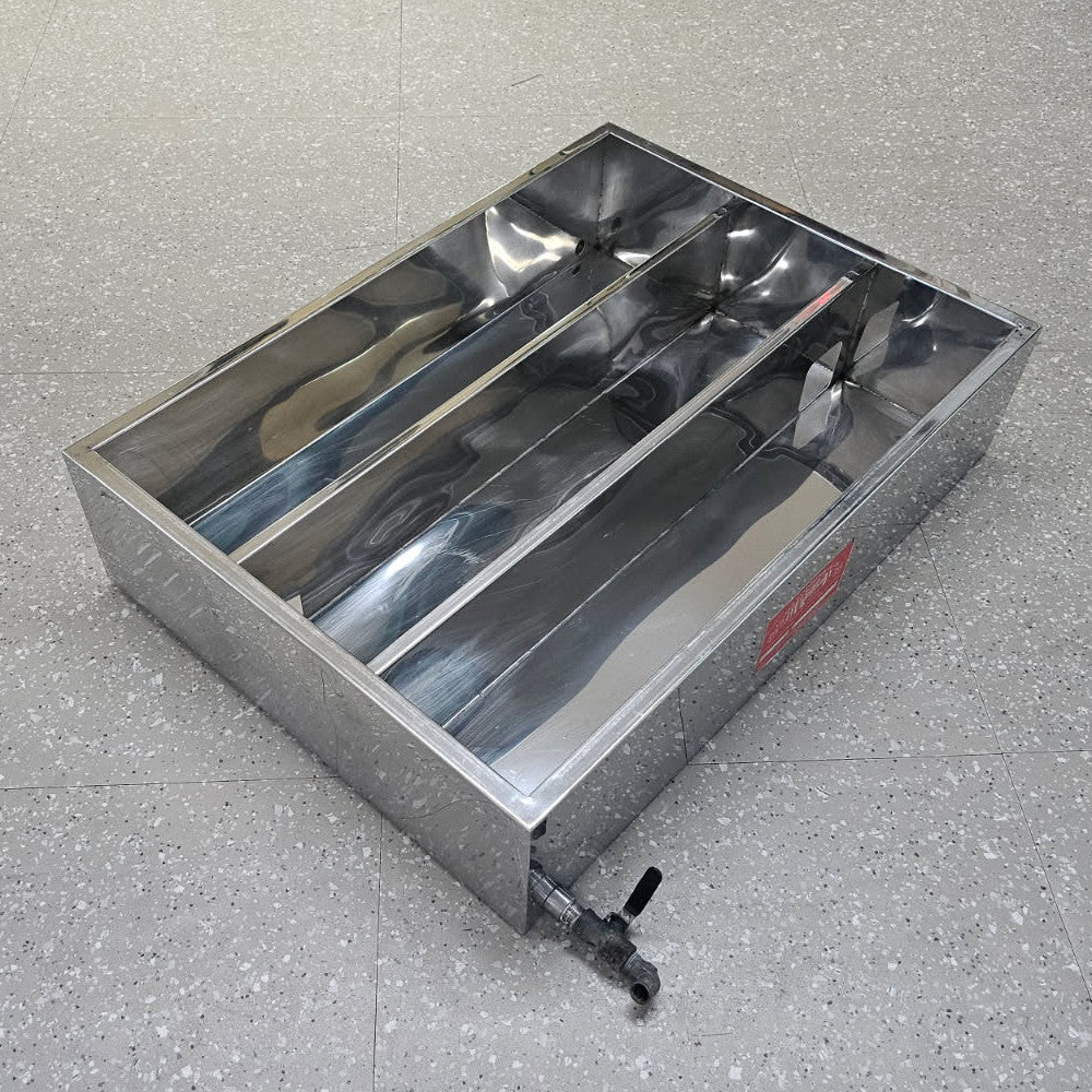 Used Leader 1/2 Pint Welded Syrup Pan w/Valve — Bascom Maple Farms Inc